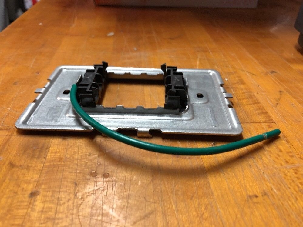 adorne 1-Gang Mounting Frame - Luztra