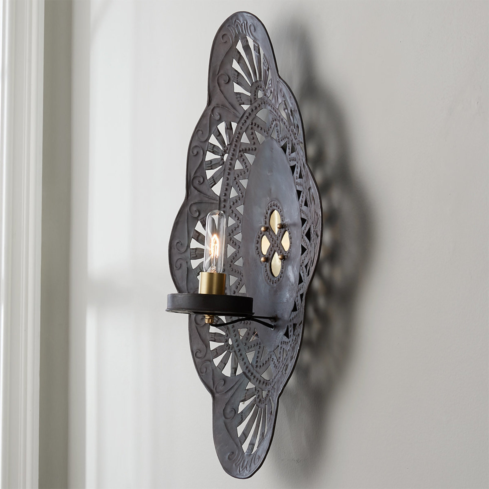 19½" Feleena Brass Aged Iron E26 Large Sconce - Luztra